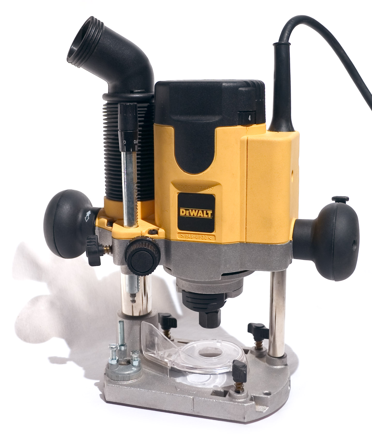 Tupia DeWalt DW621K
